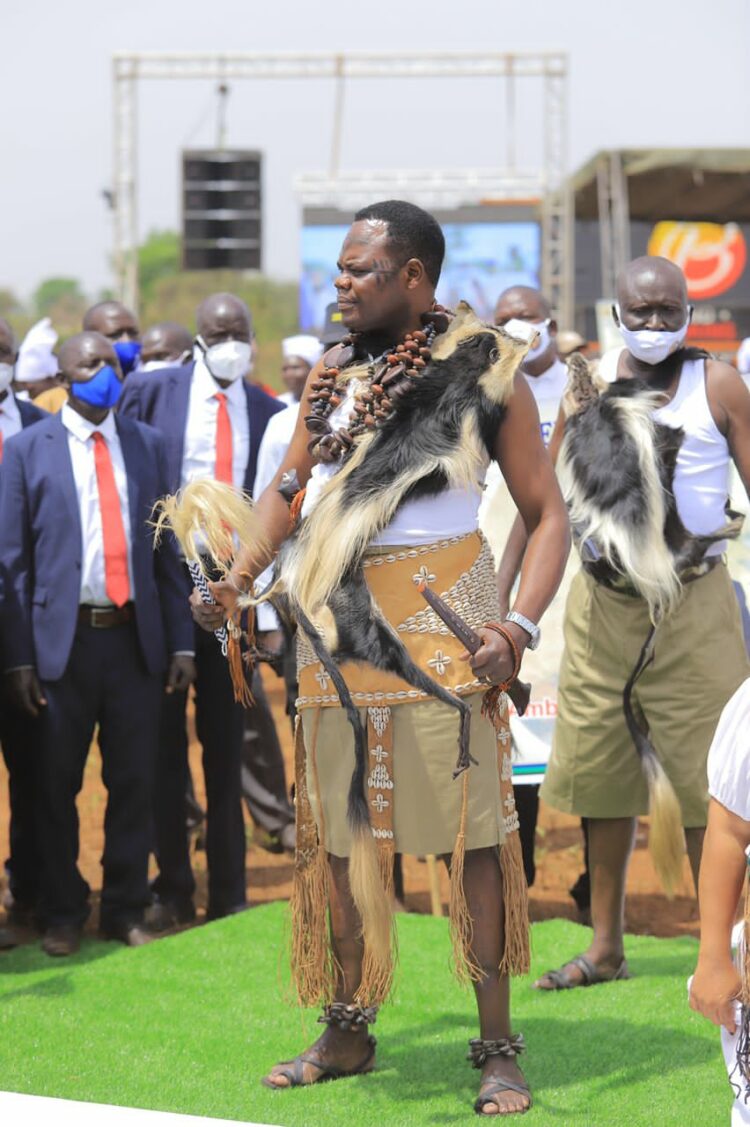 PHOTOS: Ambassador Dickson Ogwang enthroned as Clan Chief in Lango ...