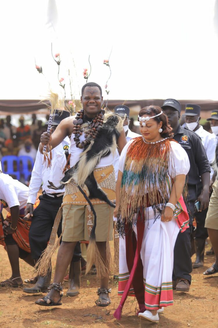 PHOTOS: Ambassador Dickson Ogwang enthroned as Clan Chief in Lango ...